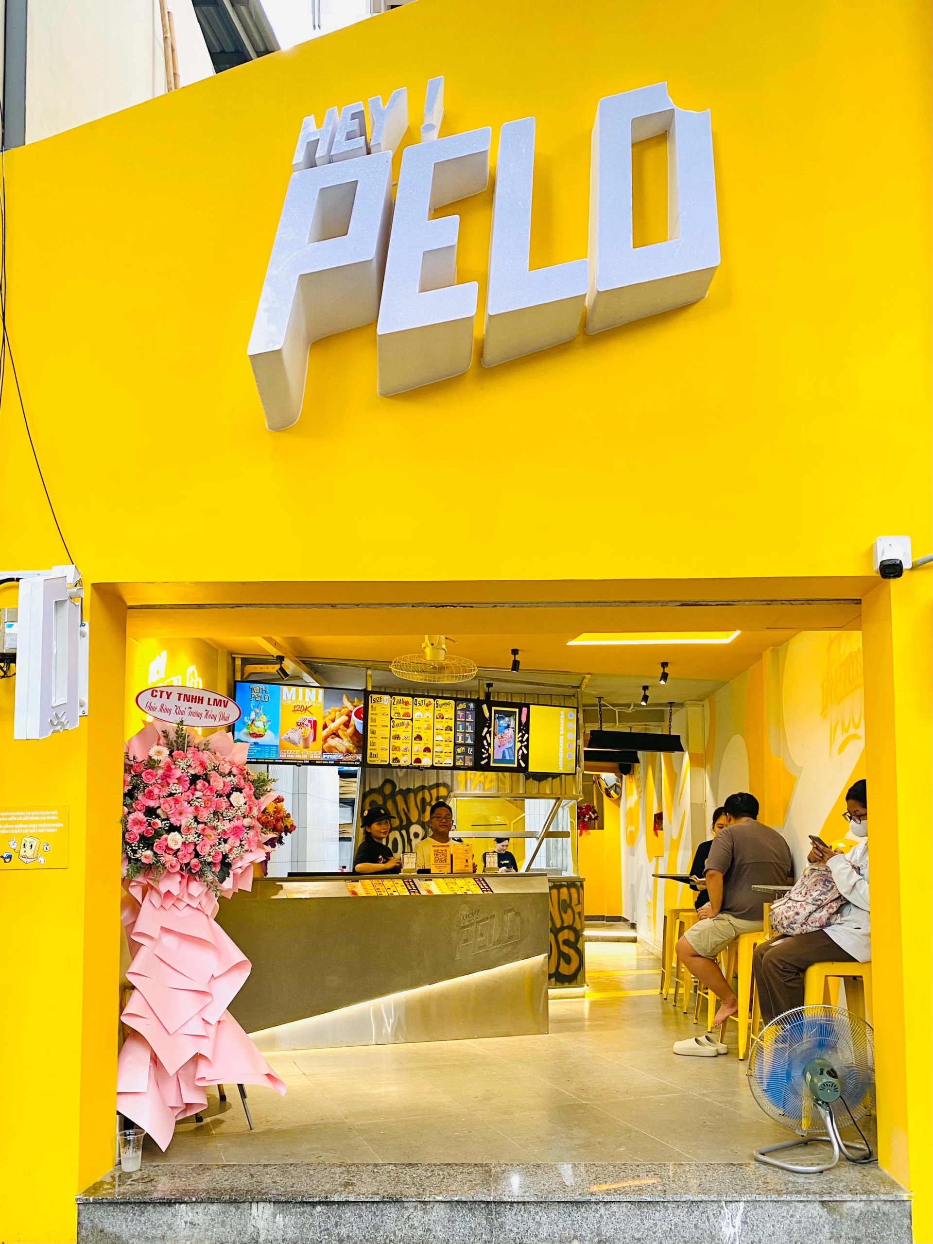 Đồ ăn đường phố Pháp tại Hà Nội - Taco kiểu Pháp - View Hồ Hey Pelo